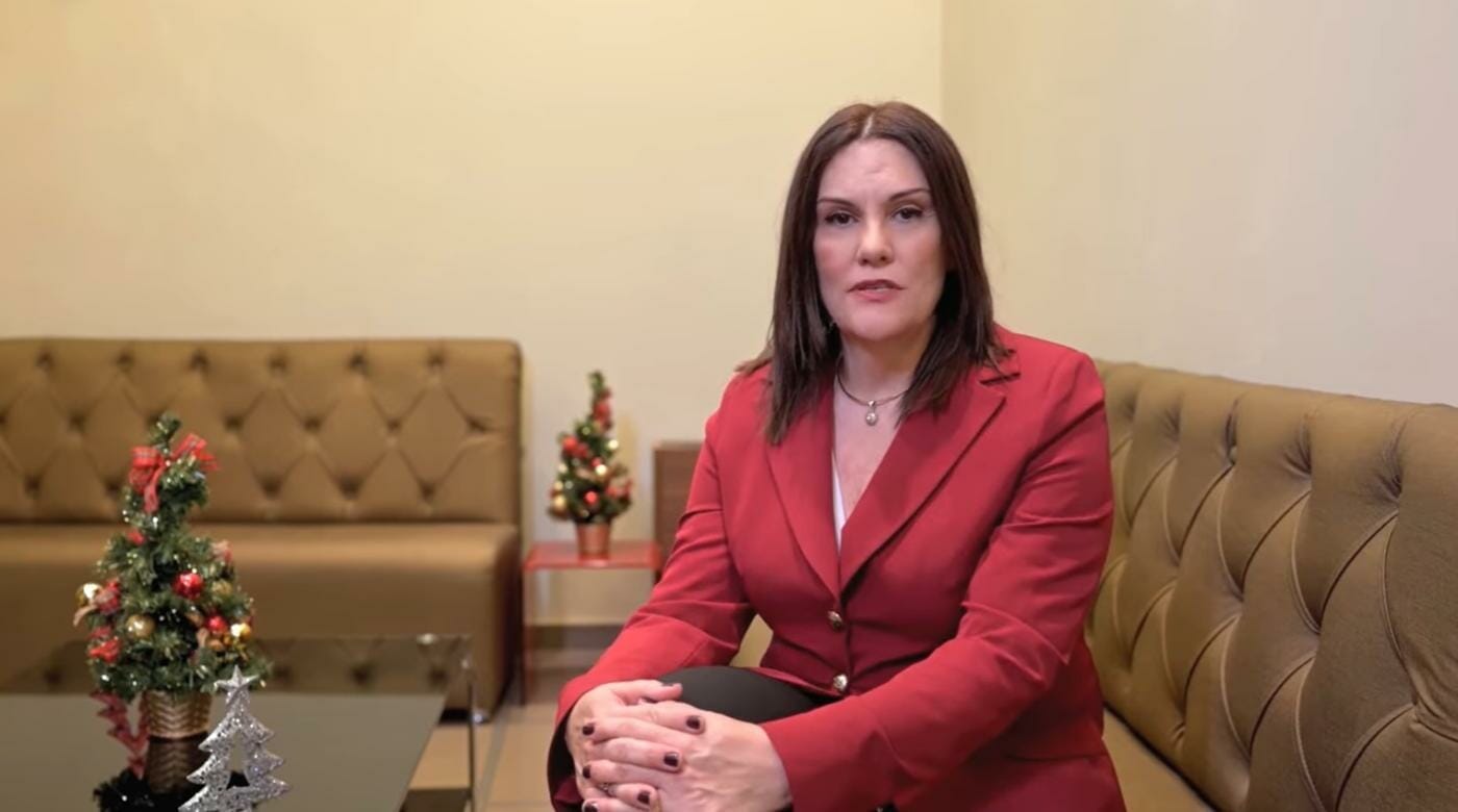 Ευχές από την Ελένη Παναγιωτοπούλου για τη νέα χρονιά [βίντεο] | Argolida24